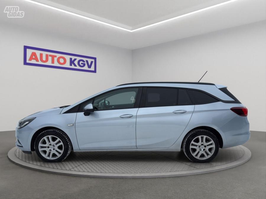Opel Astra 2016 in Vilnius, with an engine capacity of 1.60 L and mileage of 217 thousand km for 5199 €, photo 3 on AUTOMOTO.COM.LV