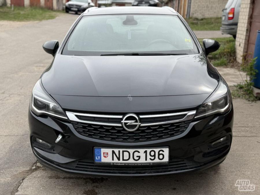 Opel Astra 2016 in Siauliai, with an engine capacity of 1.60 L and mileage of 220 thousand km for 2700 €, photo 1 on AUTOMOTO.COM.LV