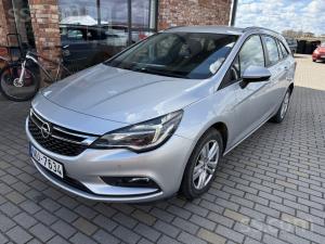 Opel Astra 2016 Talsi, ar dzinēja tilpumu 1.60 L un nobraukumu 269 tūkst. km par 6970 €, foto  vietnē AUTOMOTO.COM.LV