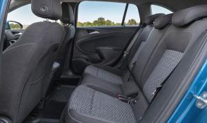 Opel Astra 2016 Tallina, ar dzinēja tilpumu 1.60 L un nobraukumu 256 tūkst. km par 6250 €, foto 12 vietnē AUTOMOTO.COM.LV