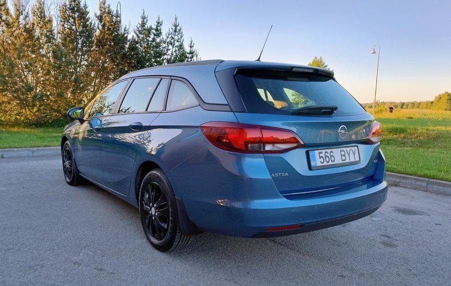 Opel Astra 2016 Tallina, ar dzinēja tilpumu 1.60 L un nobraukumu 256 tūkst. km par 6250 €, foto 24 vietnē AUTOMOTO.COM.LV