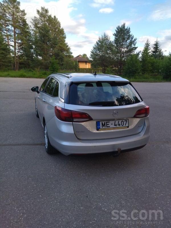 Opel Astra 2016 in Jurmala, with an engine capacity of 1.60 L and mileage of 256 thousand km for 6000 €, photo 3 on AUTOMOTO.COM.LV