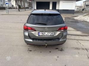 Opel Astra 2016 in Klaipeda, with an engine capacity of 1.60 L and mileage of 323 thousand km for 3500 €, photo 4 on AUTOMOTO.COM.LV