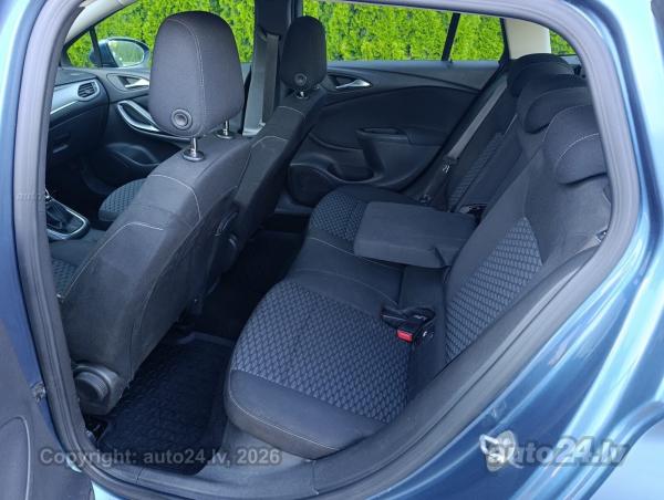 Opel Astra 2016 in Tallinn, with an engine capacity of 1.60 L and mileage of 249 thousand km for 4999 €, photo 8 on AUTOMOTO.COM.LV