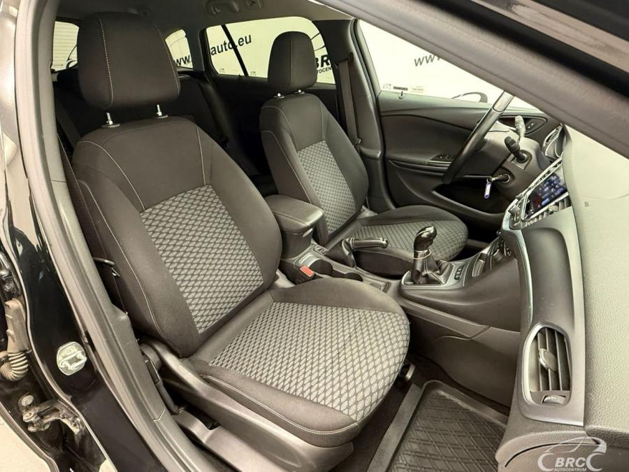 Opel Astra 2016 Viļņa, ar dzinēja tilpumu 1.60 L un nobraukumu 209 tūkst. km par 5500 €, foto 6 vietnē AUTOMOTO.COM.LV