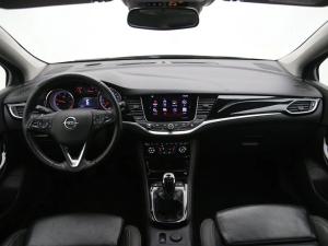 Opel Astra 2017 in Vilnius, with an engine capacity of 1.60 L and mileage of 207 thousand km for 7799 €, photo 3 on AUTOMOTO.COM.LV
