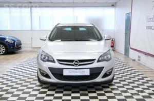 Opel Astra 2017 in Ogre, with an engine capacity of 1.60 L and mileage of 216 thousand km for 5795 €, photo 3 on AUTOMOTO.COM.LV