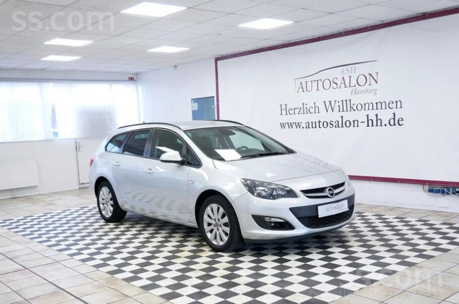 Opel Astra 2017 in Ogre, with an engine capacity of 1.60 L and mileage of 216 thousand km for 5795 €, photo 4 on AUTOMOTO.COM.LV