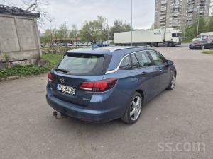 Opel Astra 2017 Rīga, ar dzinēja tilpumu 1.60 L un nobraukumu 288 tūkst. km par 4590 €, foto 7 vietnē AUTOMOTO.COM.LV