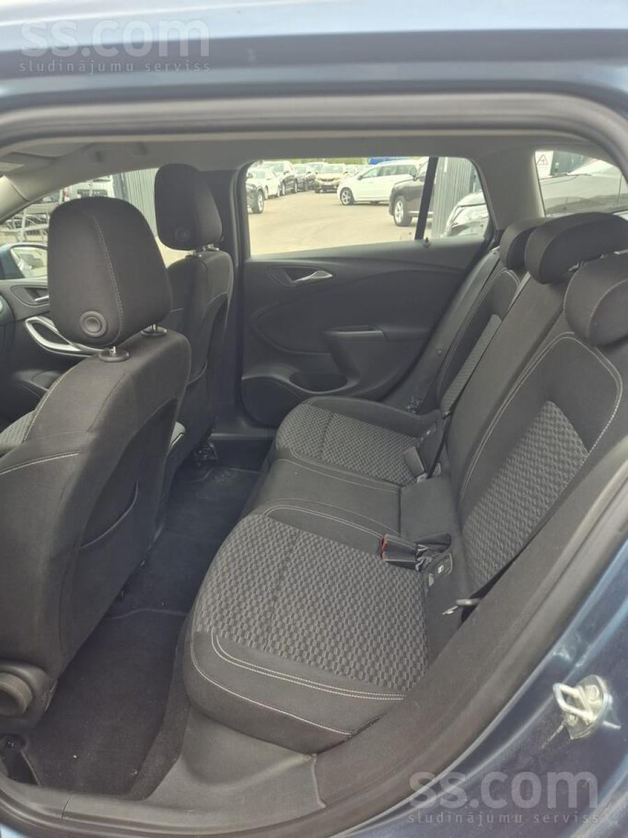 Opel Astra 2017 Rīga, ar dzinēja tilpumu 1.60 L un nobraukumu 288 tūkst. km par 4590 €, foto 11 vietnē AUTOMOTO.COM.LV