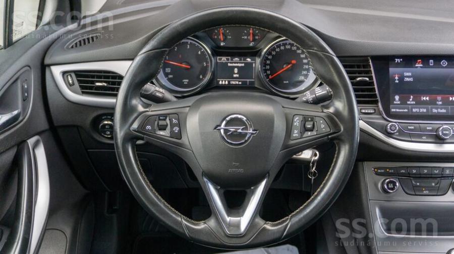 Opel Astra 2017 in Riga, with an engine capacity of 1.60 L and mileage of 288 thousand km for 4590 €, photo 15 on AUTOMOTO.COM.LV