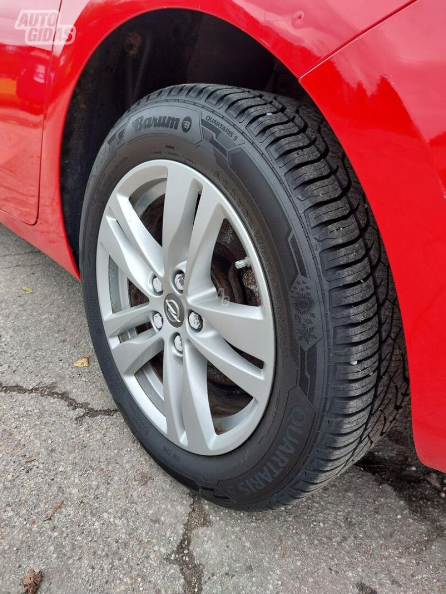 Opel Astra 2017 Panevēža, ar dzinēja tilpumu 1.60 L un nobraukumu 199 tūkst. km par 6400 €, foto 7 vietnē AUTOMOTO.COM.LV