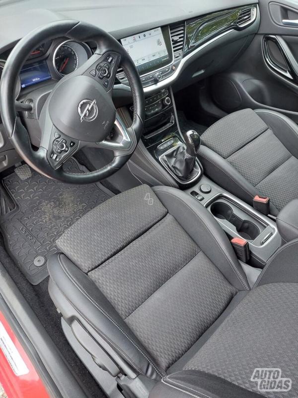 Opel Astra 2017 Panevēža vietnē Opel Astra 2017 Panevēža, ar dzinēja tilpumu 1.60 L un nobraukumu 199 tūkst. km par 6400 €, foto 10 vietnē AUTOMOTO.COM.LV