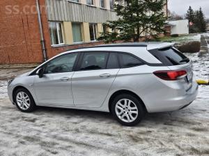 Opel Astra 2018 in Jekabpils, with an engine capacity of 1.60 L and mileage of 207 thousand km for 6690 €, photo 9 on AUTOMOTO.COM.LV