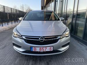 Opel Astra 2018 in Tukums, with an engine capacity of 1.60 L and mileage of 230 thousand km for 5990 €, photo 4 on AUTOMOTO.COM.LV