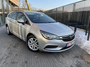 Opel Astra 2018 in Tukums, with an engine capacity of 1.60 L and mileage of 230 thousand km for 5990 €, photo 5 on AUTOMOTO.COM.LV
