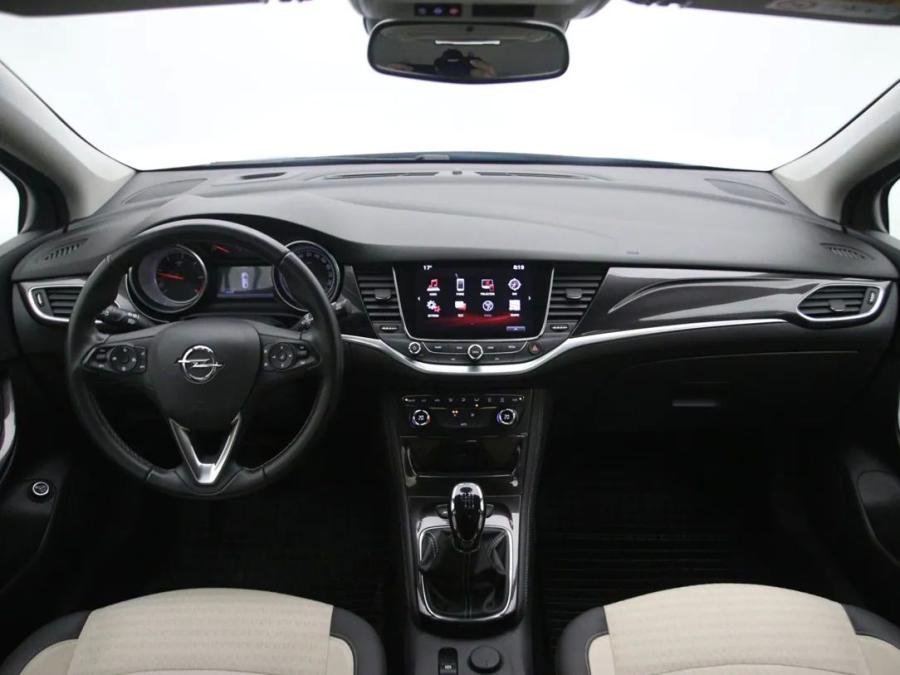 Opel Astra 2018 in Vilnius, with an engine capacity of 1.60 L and mileage of 167 thousand km for 8199 €, photo 3 on AUTOMOTO.COM.LV
