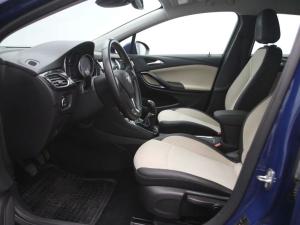 Opel Astra 2018 in Vilnius, with an engine capacity of 1.60 L and mileage of 167 thousand km for 8199 €, photo 5 on AUTOMOTO.COM.LV