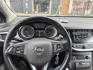 Opel Astra 2018 in Jekabpils, with an engine capacity of 1.60 L and mileage of 279 thousand km for 5599 €, photo 3 on AUTOMOTO.COM.LV