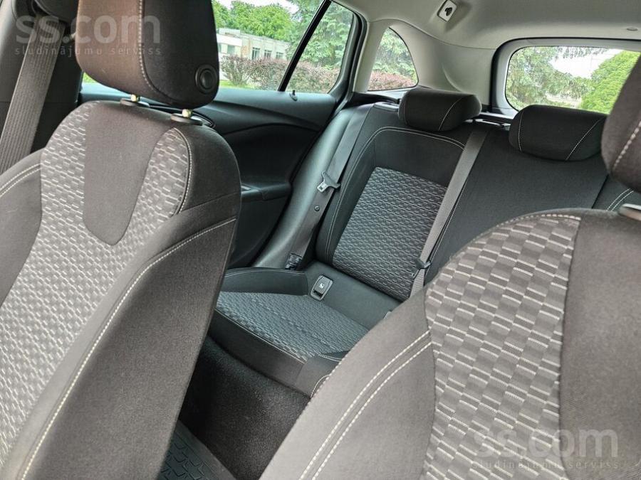 Opel Astra 2018 Jēkabpils, ar dzinēja tilpumu 1.60 L un nobraukumu 207 tūkst. km par 6390 €, foto 32 vietnē AUTOMOTO.COM.LV