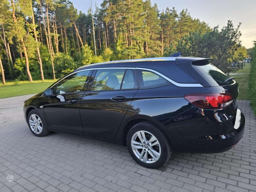 Opel Astra 2018 in Ukmerge, with an engine capacity of 1.60 L and mileage of 253 thousand km for 5900 €, photo 10 on AUTOMOTO.COM.LV