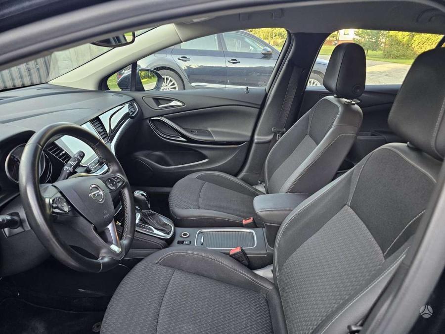 Opel Astra 2018 in Ukmerge, with an engine capacity of 1.60 L and mileage of 253 thousand km for 5900 €, photo 15 on AUTOMOTO.COM.LV