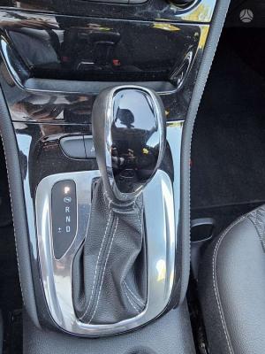 Opel Astra 2018 in Ukmerge, with an engine capacity of 1.60 L and mileage of 253 thousand km for 5900 €, photo 16 on AUTOMOTO.COM.LV