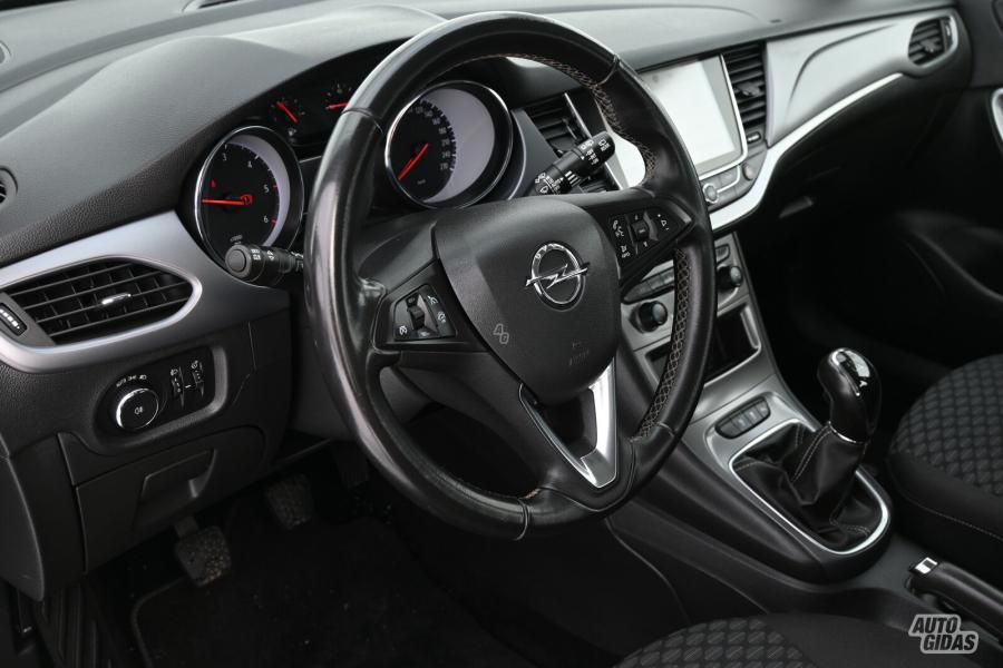 Opel Astra 2019 in Kretinga, with an engine capacity of 1.60 L and mileage of 239 thousand km for 5950 €, photo 18 on AUTOMOTO.COM.LV