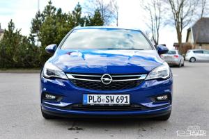 Opel Astra 2019 in Kretinga, with an engine capacity of 1.60 L and mileage of 123 thousand km for 7350 €, photo 3 on AUTOMOTO.COM.LV