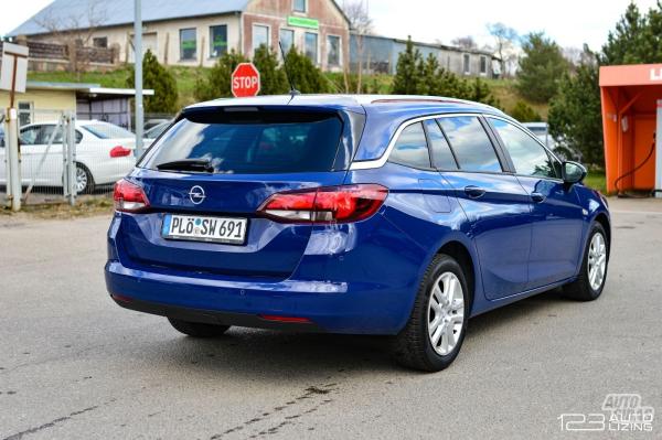 Opel Astra 2019 in Kretinga, with an engine capacity of 1.60 L and mileage of 123 thousand km for 7350 €, photo 5 on AUTOMOTO.COM.LV
