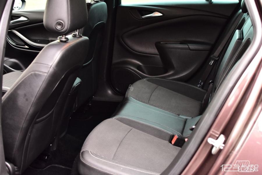 Opel Astra 2019 in Kretinga, with an engine capacity of 1.60 L and mileage of 186 thousand km for 6999 €, photo 16 on AUTOMOTO.COM.LV