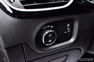 Opel Astra 2019 in Kretinga, with an engine capacity of 1.60 L and mileage of 186 thousand km for 6999 €, photo 17 on AUTOMOTO.COM.LV
