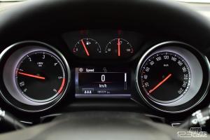 Opel Astra 2019 in Kretinga, with an engine capacity of 1.60 L and mileage of 186 thousand km for 6999 €, photo 18 on AUTOMOTO.COM.LV