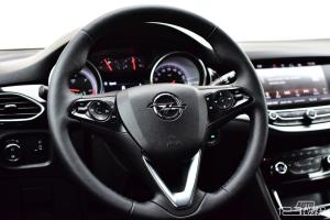Opel Astra 2019 in Kretinga, with an engine capacity of 1.60 L and mileage of 186 thousand km for 6999 €, photo 28 on AUTOMOTO.COM.LV