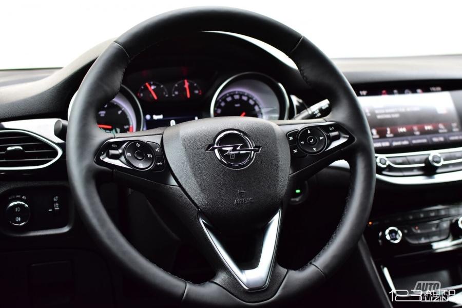 Opel Astra 2019 in Kretinga, with an engine capacity of 1.60 L and mileage of 186 thousand km for 6999 €, photo 28 on AUTOMOTO.COM.LV