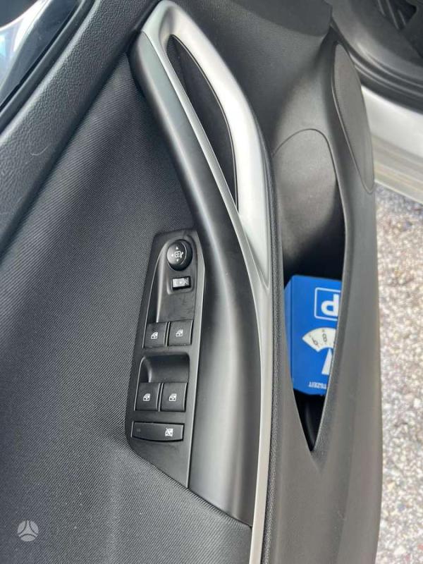 Opel Astra 2019 in Marijampole on AUTOMOTO.COM.LV Opel Astra 2019 in Marijampole, with an engine capacity of 1.60 L and mileage of 125 thousand km for 5800 €, photo 9 on AUTOMOTO.COM.LV