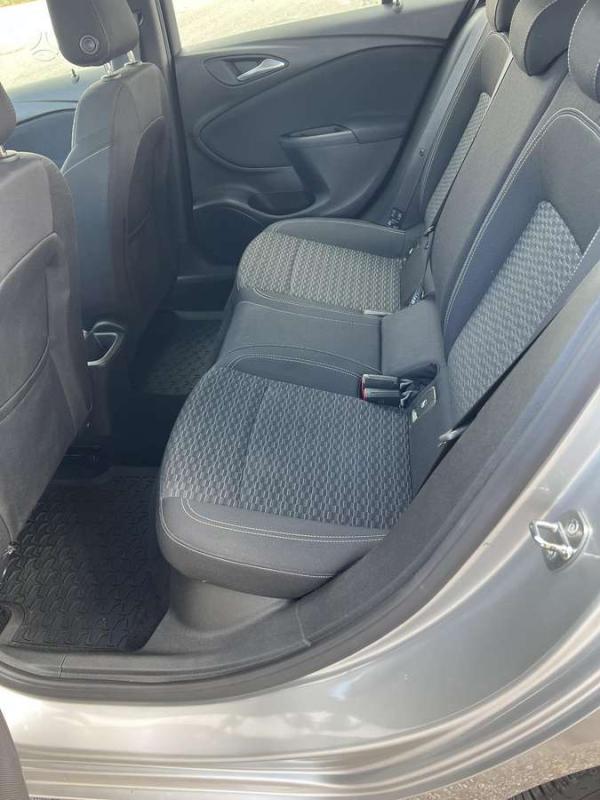 Opel Astra 2019 in Marijampole on AUTOMOTO.COM.LV Opel Astra 2019 in Marijampole, with an engine capacity of 1.60 L and mileage of 125 thousand km for 5800 €, photo 11 on AUTOMOTO.COM.LV
