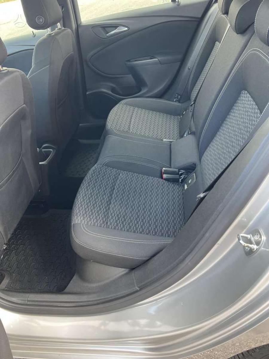 Opel Astra 2019 Marijampole, ar dzinēja tilpumu 1.60 L un nobraukumu 125 tūkst. km par 5800 €, foto 11 vietnē AUTOMOTO.COM.LV