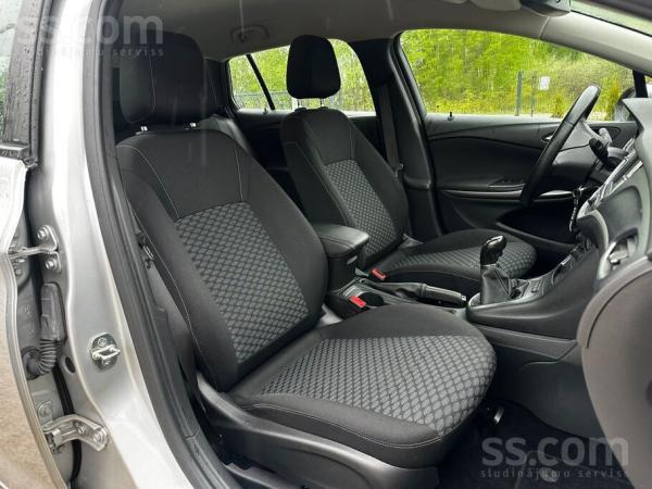 Opel Astra 2020 in Jelgava, with an engine capacity of 1.50 L and mileage of 0 thousand km for 8990 €, photo 9 on AUTOMOTO.COM.LV
