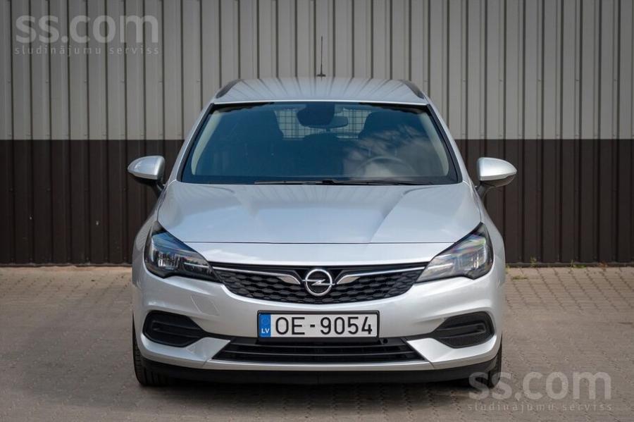 Opel Astra 2020 in Tukums, with an engine capacity of 1.50 L and mileage of 119 thousand km for 9450 €, photo 3 on AUTOMOTO.COM.LV
