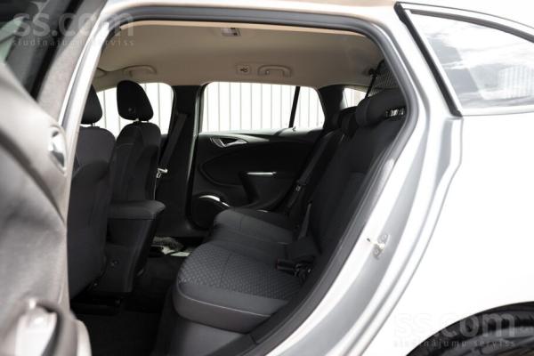 Opel Astra 2020 Tukums, ar dzinēja tilpumu 1.50 L un nobraukumu 119 tūkst. km par 9450 €, foto 10 vietnē AUTOMOTO.COM.LV