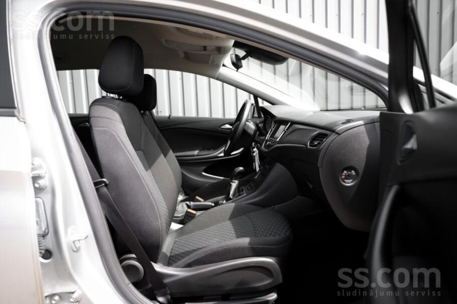 Opel Astra 2020 in Tukums, with an engine capacity of 1.50 L and mileage of 119 thousand km for 9450 €, photo 13 on AUTOMOTO.COM.LV