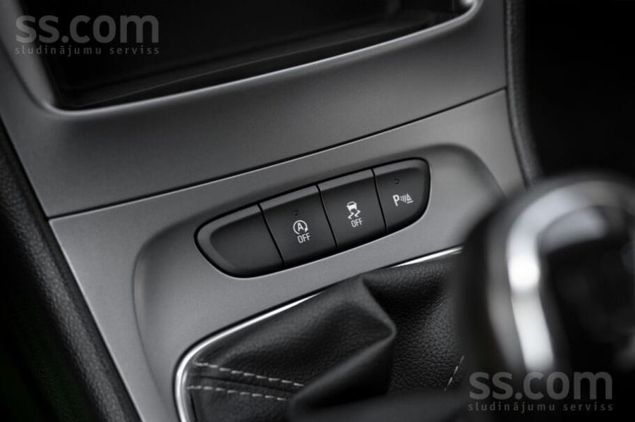 Opel Astra 2020 in Tukums, with an engine capacity of 1.50 L and mileage of 119 thousand km for 9450 €, photo 24 on AUTOMOTO.COM.LV