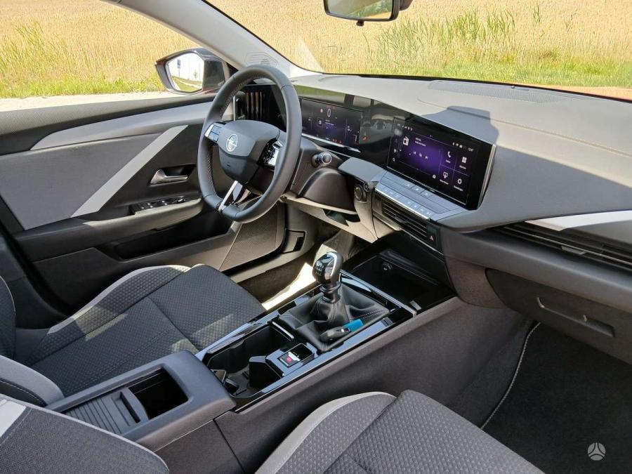 Opel Astra 2024 in Marijampole, with an engine capacity of 1.20 L and mileage of 11 thousand km for 11450 €, photo 28 on AUTOMOTO.COM.LV