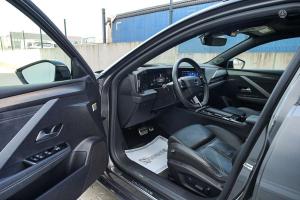 Opel Astra 2024 in Kaunas, with an engine capacity of 1.20 L and mileage of 21 thousand km for 21250 €, photo 25 on AUTOMOTO.COM.LV