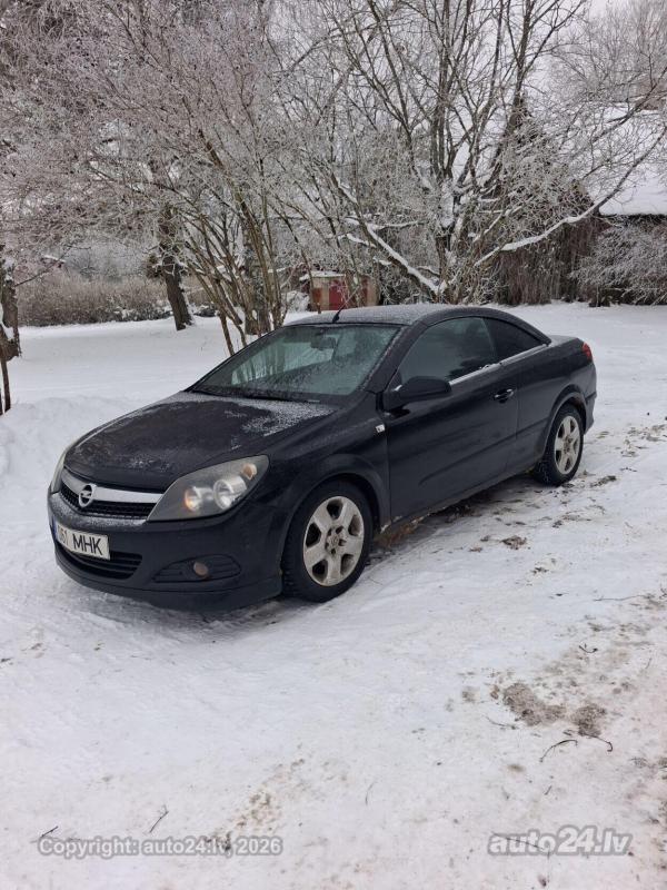 Black Opel astra-twintop 2007 in Tallinn, with an engine capacity of 1.60 L and mileage of 128 thousand km for 2300 €, photo 1 on AUTOMOTO.COM.LV