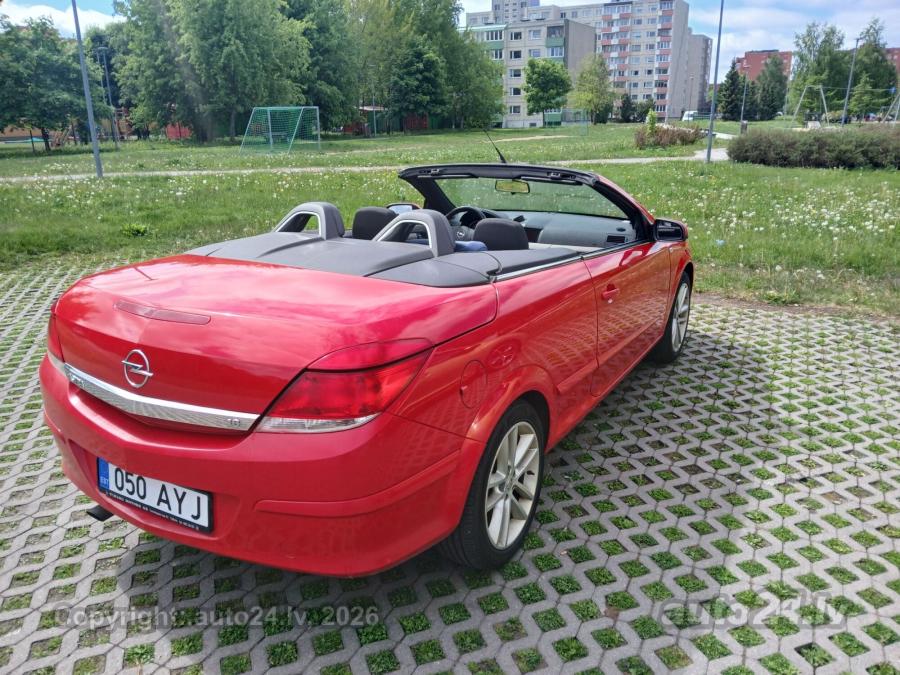 Красный Опель Астра ТвинТоп 2007 в Таллин, объемом двигателя 1.80 л и пробегом 247 тыс. км за 3300 €, фото 9 на AUTOMOTO.COM.LV
