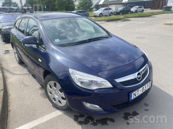 Blue Opel Astra Van 2012 in Riga, with an engine capacity of 1.70 L and mileage of 0 thousand km for 2350 €, photo 1 on AUTOMOTO.COM.LV