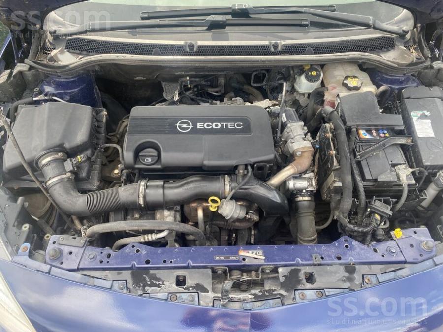 Blue Opel Astra Van 2012 in Riga, with an engine capacity of 1.70 L and mileage of 0 thousand km for 2350 €, photo 6 on AUTOMOTO.COM.LV