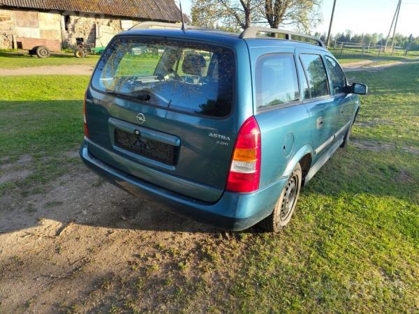 Зеленый Опель Астра Ван 2001 в Кулдига, объемом двигателя 1.70 л и пробегом 339 тыс. км за 700 €, фото 4 на AUTOMOTO.COM.LV